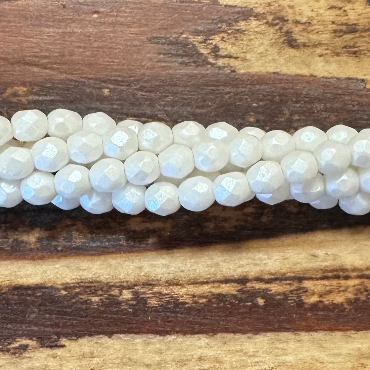 1-04-S24C02010 - Czech Fire Polish Beads, Mettal Lustre Alabaster, 4mm ...
